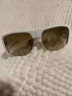 Gucci | Accessories | Gucci Womens White Frame Sunglasses With Gradient ...